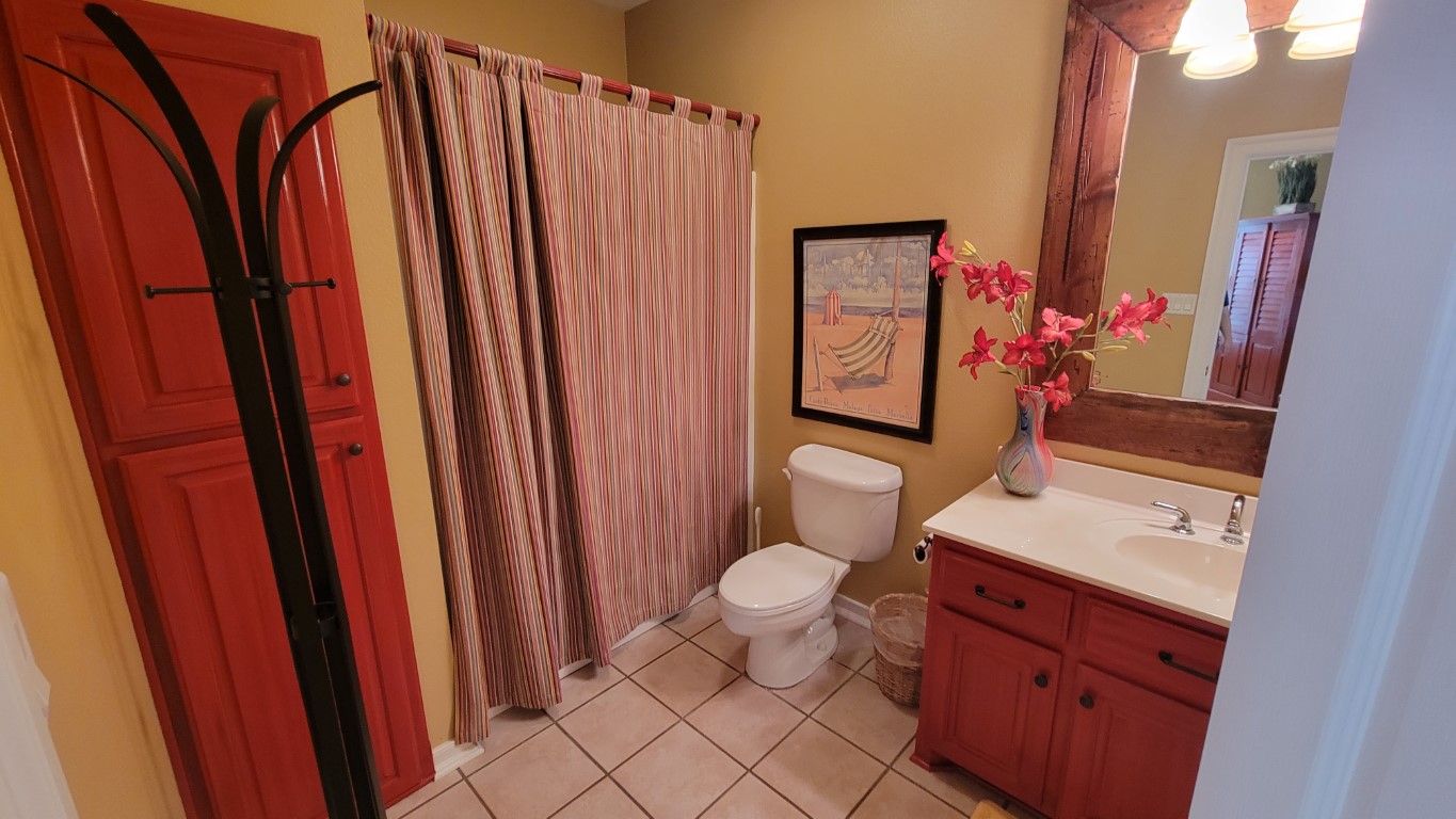 The House - Hot Springs Lake House