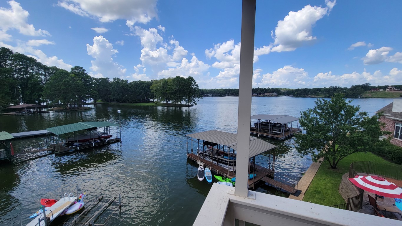 The House - Hot Springs Lake House